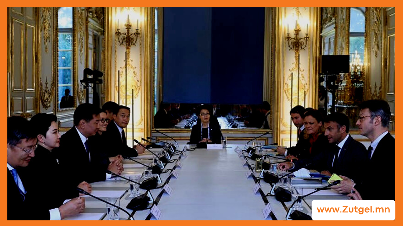 Монгол Улсын Ерөнхийлөгч Ухнаагийн Хүрэлсүх Бүгд Найрамдах Франц Улсын Ерөнхийлөгч Эммануэл